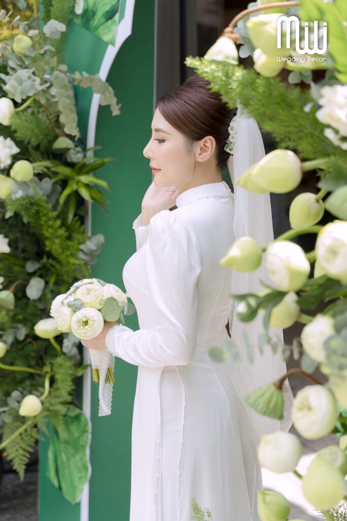 GOLDEN SEN NAM BỘ – Decor Wedding Hoa Sen 2026